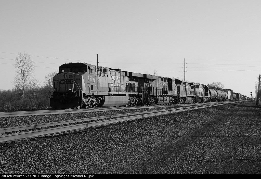 CSX 635